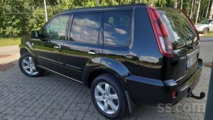 Black Nissan X-Trail 2005 in Riga, with an engine capacity of 2.20 L and mileage of 243 thousand km for 3500 €, photo 23 on AUTOMOTO.COM.LV