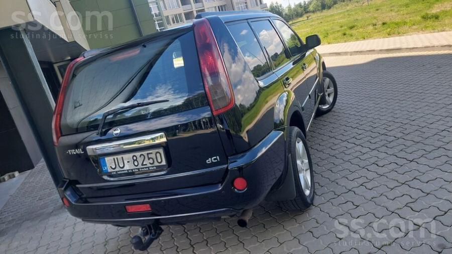 Black Nissan X-Trail 2005 in Riga, with an engine capacity of 2.20 L and mileage of 243 thousand km for 3500 €, photo 31 on AUTOMOTO.COM.LV