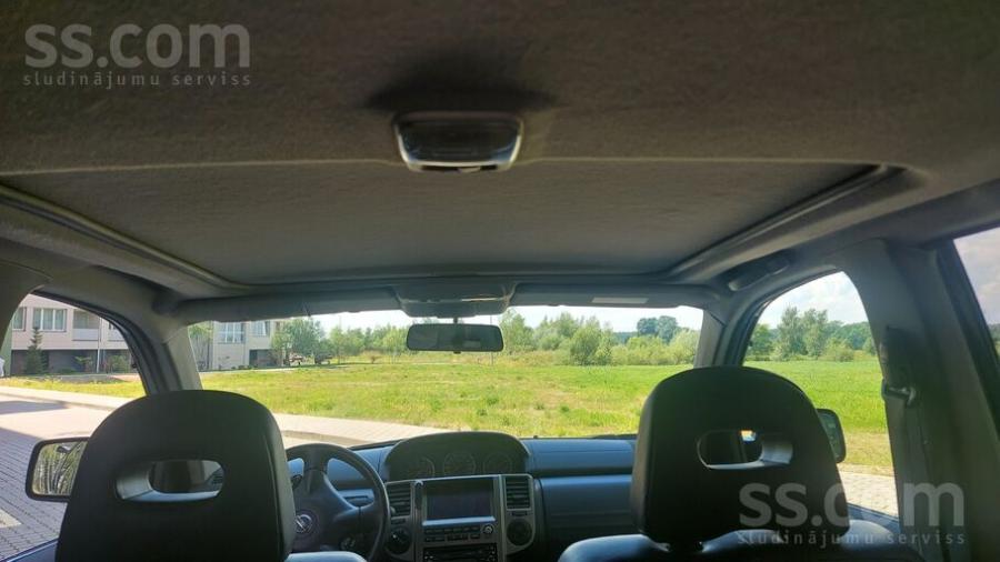 Black Nissan X-Trail 2005 in Riga, with an engine capacity of 2.20 L and mileage of 243 thousand km for 3500 €, photo 32 on AUTOMOTO.COM.LV