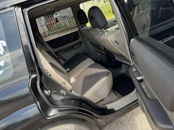 Melns Nissan X-Trail 2005 Ukmergė, ar dzinēja tilpumu 2.18 L un nobraukumu 309 tūkst. km par 1800 €, foto 9 vietnē AUTOMOTO.COM.LV