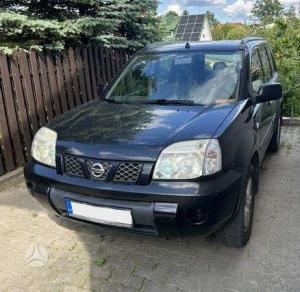 Black Nissan X-Trail 2005 in Vilnius, with an engine capacity of 2.18 L and mileage of 239 thousand km for 1300 €, photo  on AUTOMOTO.COM.LV
