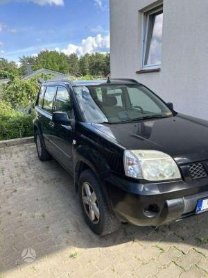 Black Nissan X-Trail 2005 in Vilnius, with an engine capacity of 2.18 L and mileage of 239 thousand km for 1300 €, photo 4 on AUTOMOTO.COM.LV