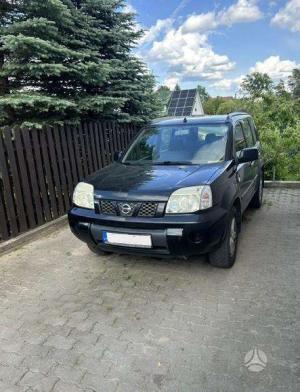 Black Nissan X-Trail 2005 in Vilnius, with an engine capacity of 2.18 L and mileage of 239 thousand km for 1300 €, photo 13 on AUTOMOTO.COM.LV