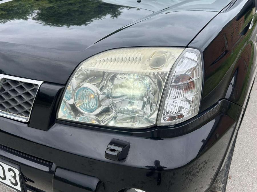 Black Nissan X-Trail 2005 in Ukmerge, with an engine capacity of 2.50 L and mileage of 247 thousand km for 1950 €, photo 12 on AUTOMOTO.COM.LV