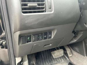 Black Nissan X-Trail 2005 in Ukmerge, with an engine capacity of 2.50 L and mileage of 247 thousand km for 1950 €, photo 13 on AUTOMOTO.COM.LV