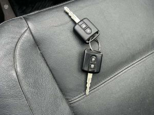 Black Nissan X-Trail 2005 in Ukmerge, with an engine capacity of 2.50 L and mileage of 247 thousand km for 1950 €, photo 16 on AUTOMOTO.COM.LV