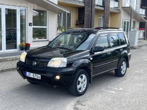 Черный Ниссан ИксТрейл 2005 в Рига, объемом двигателя 2.20 л и пробегом 350 тыс. км за 2500 €, фото  на AUTOMOTO.COM.LV