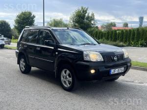 Melns Nissan X-Trail 2005 Rīga, ar dzinēja tilpumu 2.20 L un nobraukumu 350 tūkst. km par 2500 €, foto 4 vietnē AUTOMOTO.COM.LV