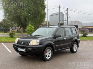Melns Nissan X-Trail 2005 Rīga, ar dzinēja tilpumu 2.20 L un nobraukumu 273 tūkst. km par 2550 €, foto  vietnē AUTOMOTO.COM.LV