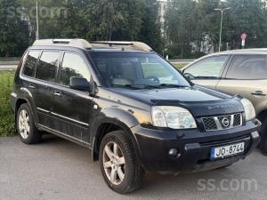 Melns Nissan X-Trail 2005 Rīga, ar dzinēja tilpumu 2.20 L un nobraukumu 396 tūkst. km par 1050 €, foto  vietnē AUTOMOTO.COM.LV