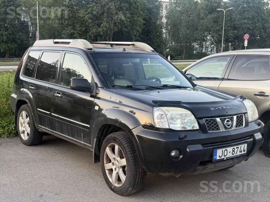 Melns Nissan X-Trail 2005 Rīga, ar dzinēja tilpumu 2.20 L un nobraukumu 396 tūkst. km par 1050 €, foto 1 vietnē AUTOMOTO.COM.LV
