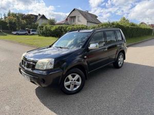 Black Nissan X-Trail 2005 in Vilnius, with an engine capacity of 2.18 L and mileage of 0 thousand km for 2200 €, photo 5 on AUTOMOTO.COM.LV