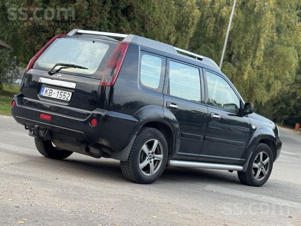 Ниссан ИксТрейл 2005 в Юрмала на AUTOMOTO.COM.LV Черный Ниссан ИксТрейл 2005 в Юрмала, объемом двигателя 2.20 л и пробегом 0 тыс. км за 1190 €, фото 5 на AUTOMOTO.COM.LV