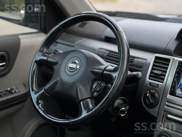 Ниссан ИксТрейл 2005 в Юрмала на AUTOMOTO.COM.LV Черный Ниссан ИксТрейл 2005 в Юрмала, объемом двигателя 2.20 л и пробегом 0 тыс. км за 1190 €, фото 10 на AUTOMOTO.COM.LV