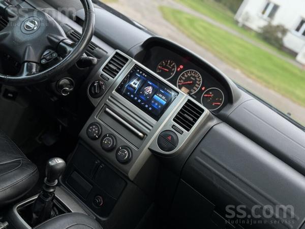 Ниссан ИксТрейл 2005 в Юрмала на AUTOMOTO.COM.LV Черный Ниссан ИксТрейл 2005 в Юрмала, объемом двигателя 2.20 л и пробегом 0 тыс. км за 1190 €, фото 11 на AUTOMOTO.COM.LV