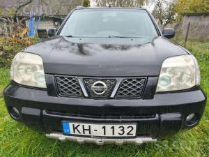 Melns Nissan X-Trail 2005 Rēzekne, ar dzinēja tilpumu 2.50 L un nobraukumu 324 tūkst. km par 750 €, foto 6 vietnē AUTOMOTO.COM.LV