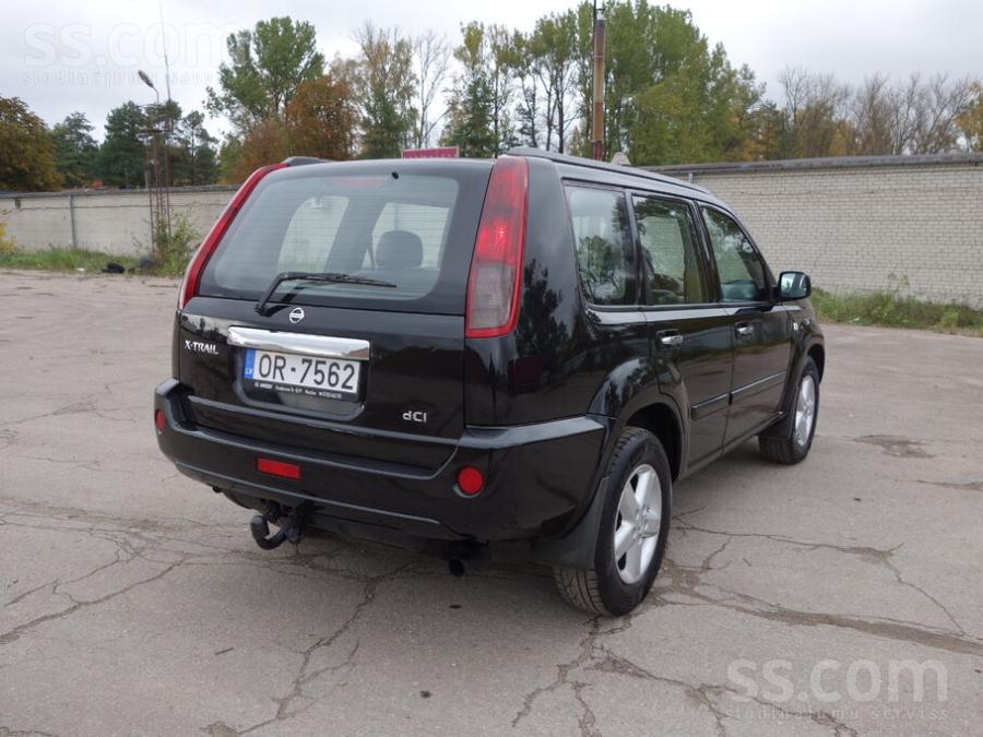 Черный Ниссан ИксТрейл 2005 в Рига, объемом двигателя 2.20 л и пробегом 297 тыс. км за 2650 €, фото 36 на AUTOMOTO.COM.LV
