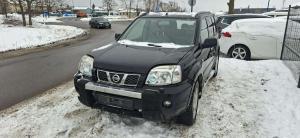 Black Nissan X-Trail 2006 in Kaunas, with an engine capacity of 2.18 L and mileage of 200 thousand km for 2350 €, photo 2 on AUTOMOTO.COM.LV