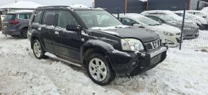 Black Nissan X-Trail 2006 in Kaunas, with an engine capacity of 2.18 L and mileage of 200 thousand km for 2350 €, photo 4 on AUTOMOTO.COM.LV