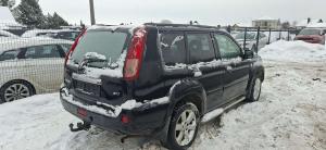 Black Nissan X-Trail 2006 in Kaunas, with an engine capacity of 2.18 L and mileage of 200 thousand km for 2350 €, photo 5 on AUTOMOTO.COM.LV
