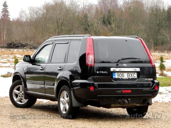 Black Nissan X-Trail 2006 in Viljandi, with an engine capacity of 2.20 L and mileage of 224 thousand km for 2990 €, photo 4 on AUTOMOTO.COM.LV