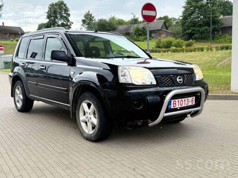 Melns Nissan X-Trail 2006 Rēzekne, ar dzinēja tilpumu 2.20 L un nobraukumu 366 tūkst. km par 1400 €, foto 4 vietnē AUTOMOTO.COM.LV