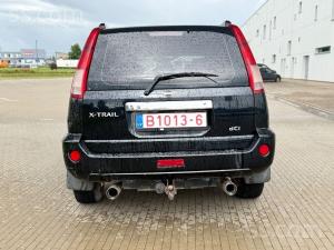 Melns Nissan X-Trail 2006 Rēzekne, ar dzinēja tilpumu 2.20 L un nobraukumu 366 tūkst. km par 1400 €, foto 6 vietnē AUTOMOTO.COM.LV