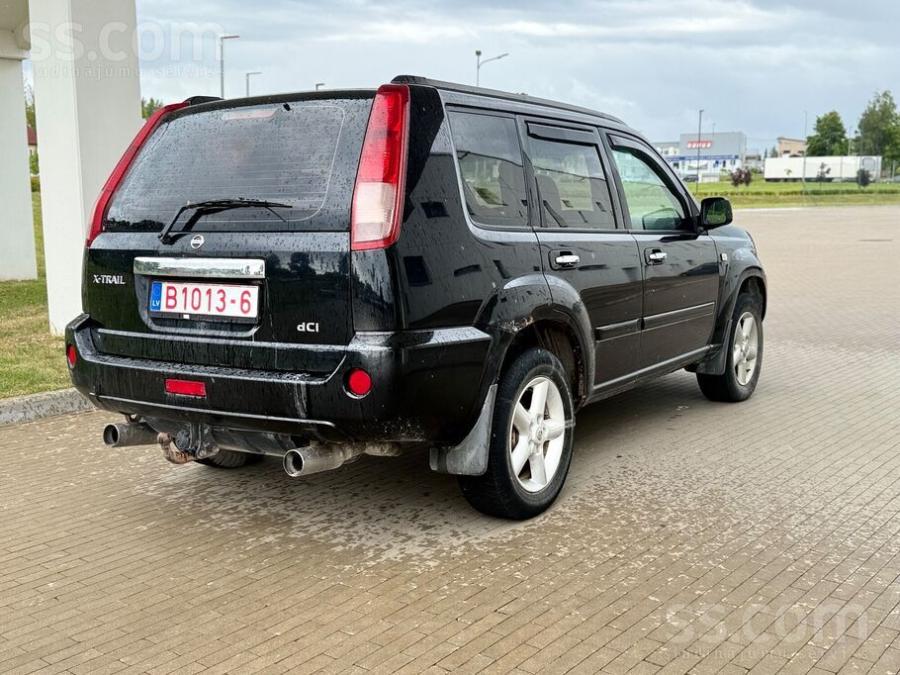 Melns Nissan X-Trail 2006 Rēzekne, ar dzinēja tilpumu 2.20 L un nobraukumu 366 tūkst. km par 1400 €, foto 7 vietnē AUTOMOTO.COM.LV