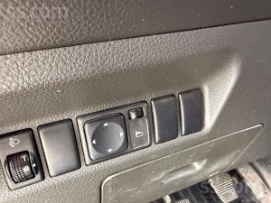 Melns Nissan X-Trail 2006 Rēzekne, ar dzinēja tilpumu 2.20 L un nobraukumu 366 tūkst. km par 1400 €, foto 12 vietnē AUTOMOTO.COM.LV