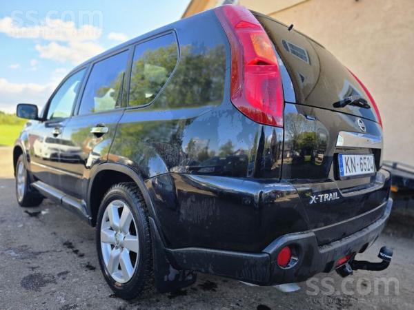 Black Nissan X-Trail 2007 in Daugavpils, with an engine capacity of 2.00 L and mileage of 0 thousand km for 3250 €, photo 3 on AUTOMOTO.COM.LV