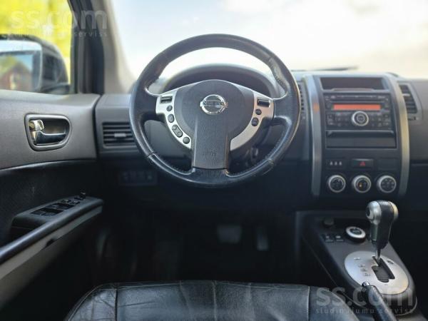 Black Nissan X-Trail 2007 in Daugavpils, with an engine capacity of 2.00 L and mileage of 0 thousand km for 3250 €, photo 9 on AUTOMOTO.COM.LV