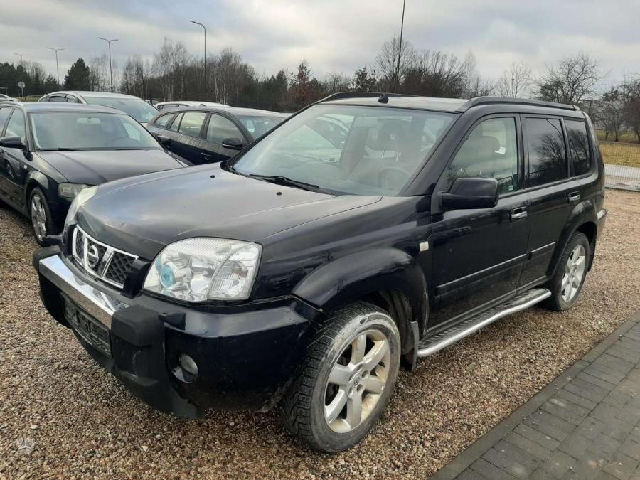 Melns Nissan X-Trail 2007 Kauņa, ar dzinēja tilpumu 2.18 L un nobraukumu 200 tūkst. km par 2400 €, foto 1 vietnē AUTOMOTO.COM.LV