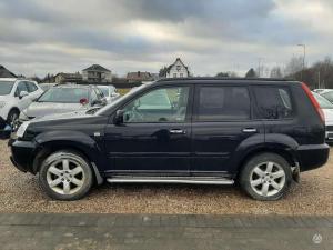 Melns Nissan X-Trail 2007 Kauņa, ar dzinēja tilpumu 2.18 L un nobraukumu 200 tūkst. km par 2400 €, foto 7 vietnē AUTOMOTO.COM.LV