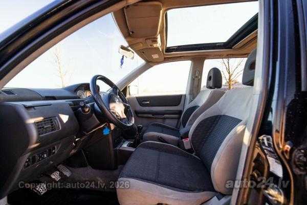 Melns Nissan X-Trail 2007 Tartu, ar dzinēja tilpumu 2.20 L un nobraukumu 305 tūkst. km par 2499 €, foto 4 vietnē AUTOMOTO.COM.LV