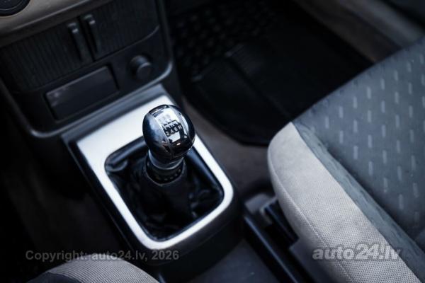 Melns Nissan X-Trail 2007 Tartu, ar dzinēja tilpumu 2.20 L un nobraukumu 305 tūkst. km par 2499 €, foto 7 vietnē AUTOMOTO.COM.LV