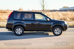 Black Nissan X-Trail 2007 in Tartu, with an engine capacity of 2.20 L and mileage of 305 thousand km for 2499 €, photo 18 on AUTOMOTO.COM.LV