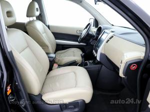 Black Nissan X-Trail 2007 in Tallinn, with an engine capacity of 2.00 L and mileage of 377 thousand km for 2499 €, photo 7 on AUTOMOTO.COM.LV