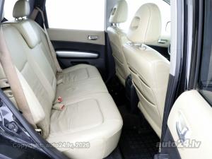 Black Nissan X-Trail 2007 in Tallinn, with an engine capacity of 2.00 L and mileage of 377 thousand km for 2499 €, photo 8 on AUTOMOTO.COM.LV