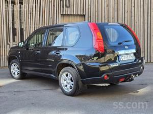 Melns Nissan X-Trail 2007 Rīga, ar dzinēja tilpumu 2.00 L un nobraukumu 125 tūkst. km par 4950 €, foto 5 vietnē AUTOMOTO.COM.LV