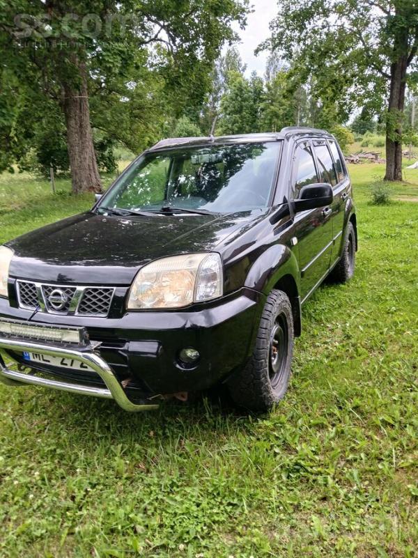 Black Nissan X-Trail 2007 in Preili, with an engine capacity of 2.20 L and mileage of 330 thousand km for 3500 €, photo 1 on AUTOMOTO.COM.LV