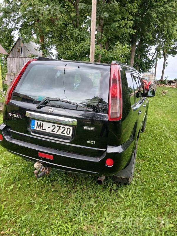 Black Nissan X-Trail 2007 in Preili, with an engine capacity of 2.20 L and mileage of 330 thousand km for 3500 €, photo 3 on AUTOMOTO.COM.LV