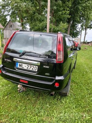 Black Nissan X-Trail 2007 in Preili, with an engine capacity of 2.20 L and mileage of 330 thousand km for 3500 €, photo 4 on AUTOMOTO.COM.LV