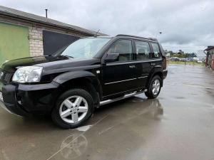 Black Nissan X-Trail 2007 in Kaunas, with an engine capacity of 2.18 L and mileage of 230 thousand km for 1850 €, photo 7 on AUTOMOTO.COM.LV