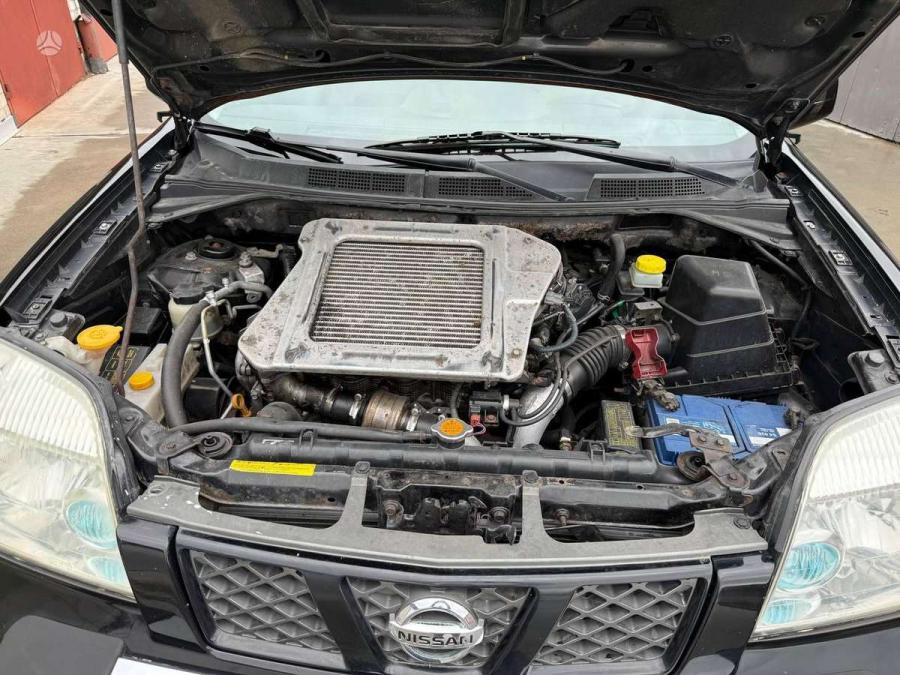 Black Nissan X-Trail 2007 in Kaunas, with an engine capacity of 2.18 L and mileage of 230 thousand km for 1850 €, photo 8 on AUTOMOTO.COM.LV