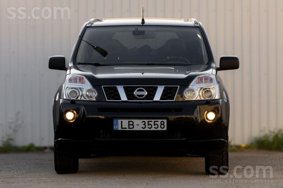 Melns Nissan X-Trail 2007 Jelgava, ar dzinēja tilpumu 2.00 L un nobraukumu 334 tūkst. km par 3300 €, foto 3 vietnē AUTOMOTO.COM.LV
