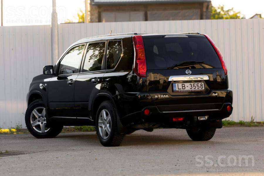Melns Nissan X-Trail 2007 Jelgava, ar dzinēja tilpumu 2.00 L un nobraukumu 334 tūkst. km par 3300 €, foto 5 vietnē AUTOMOTO.COM.LV