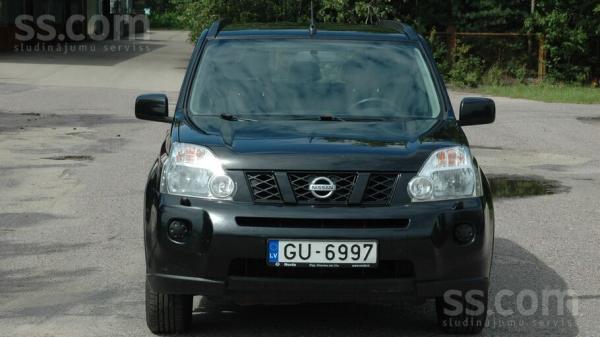 Melns Nissan X-Trail 2007 Rīga, ar dzinēja tilpumu 2.00 L un nobraukumu 188 tūkst. km par 2300 €, foto 3 vietnē AUTOMOTO.COM.LV