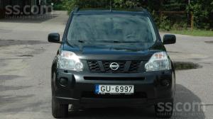 Black Nissan X-Trail 2007 in Riga, with an engine capacity of 2.00 L and mileage of 188 thousand km for 2300 €, photo 4 on AUTOMOTO.COM.LV