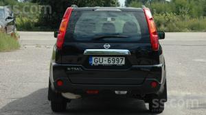 Black Nissan X-Trail 2007 in Riga, with an engine capacity of 2.00 L and mileage of 188 thousand km for 2300 €, photo 8 on AUTOMOTO.COM.LV
