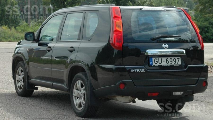 Black Nissan X-Trail 2007 in Riga, with an engine capacity of 2.00 L and mileage of 188 thousand km for 2300 €, photo 9 on AUTOMOTO.COM.LV